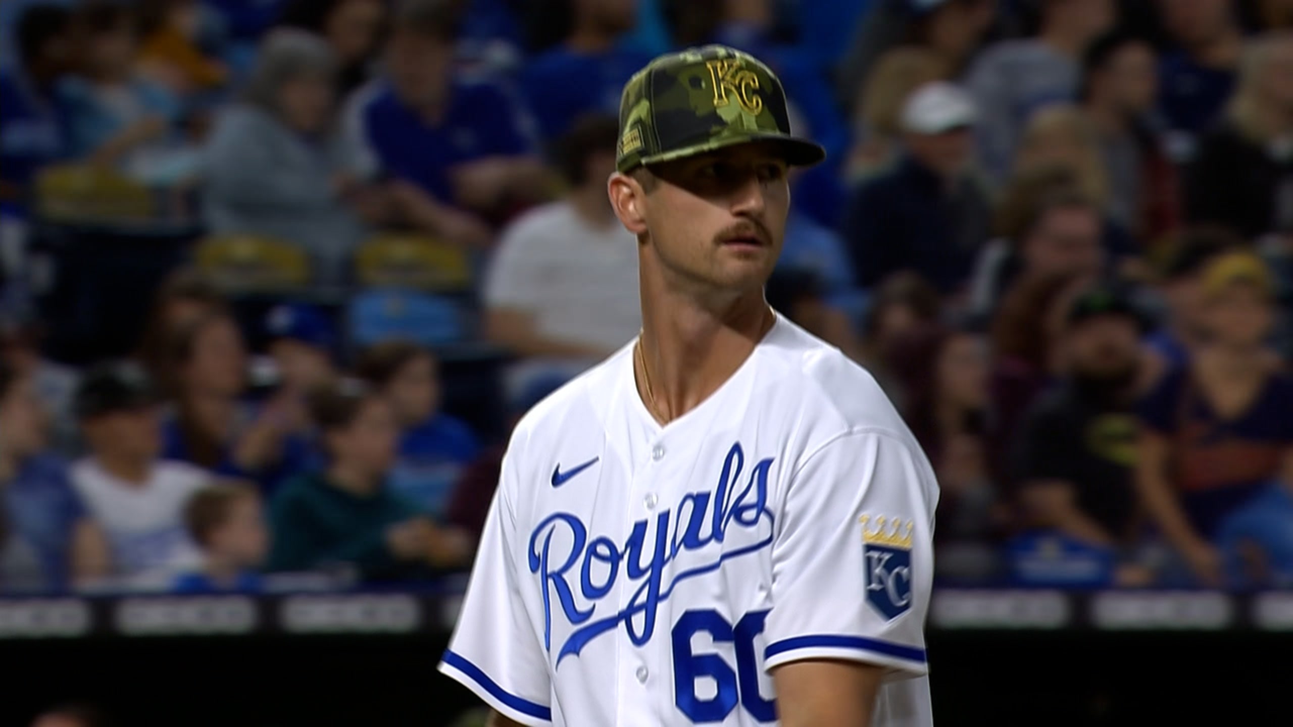 Foster Griffin's 1-2-3 7th frame