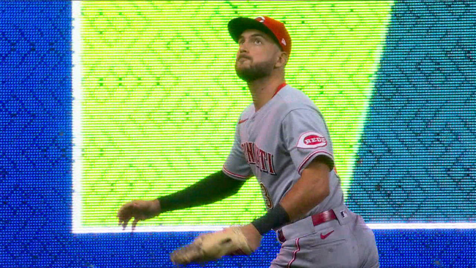 Albert Almora Jr.'s running catch | 08/05/2022 | Houston Astros