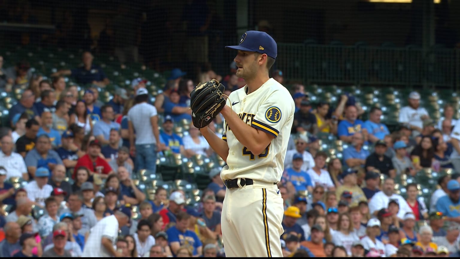 Ethan Small strikes out Miguel Sanó swinging | 07/26/2022 | Milwaukee ...