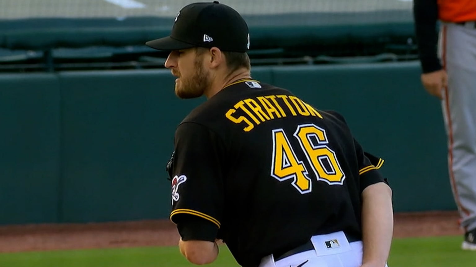 Chris Stratton strikes out two batters in relief | 03/19/2021 ...