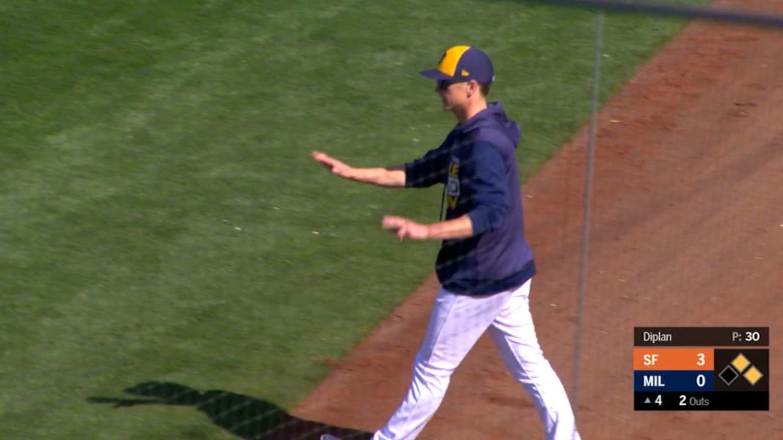 SF@MIL: McKinven fills in to make pitching change | 02/28/2019 | MLB.com