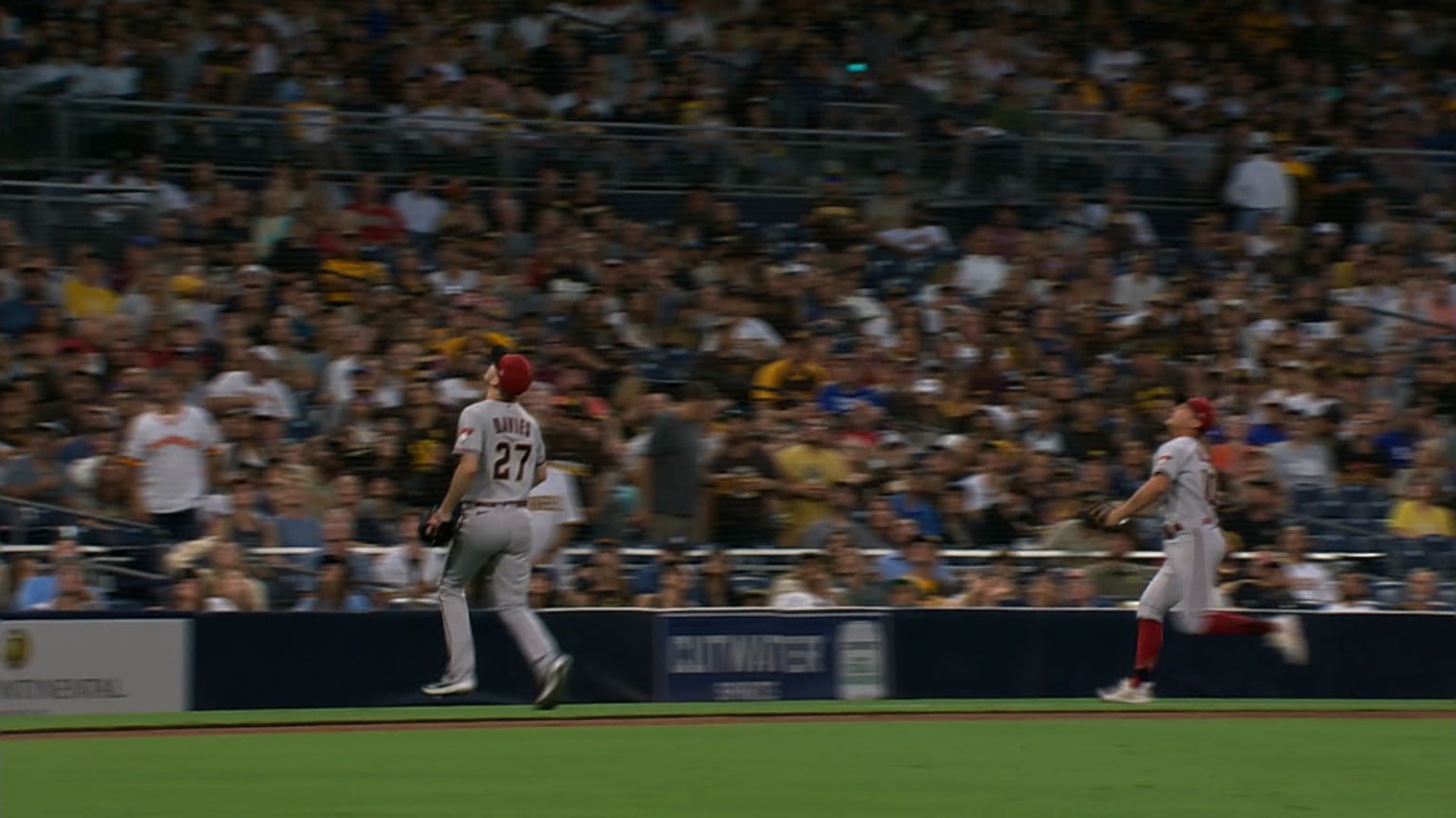 Rojas appears to make catch, but take a second look | 06/20/2022 ...