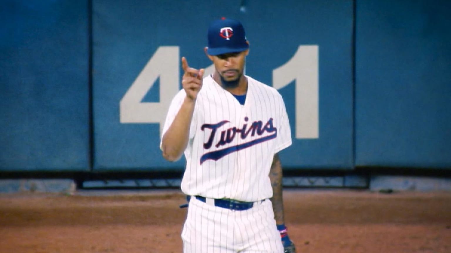 Wilson Award Winner: Buxton | 11/11/2017 | MLB.com