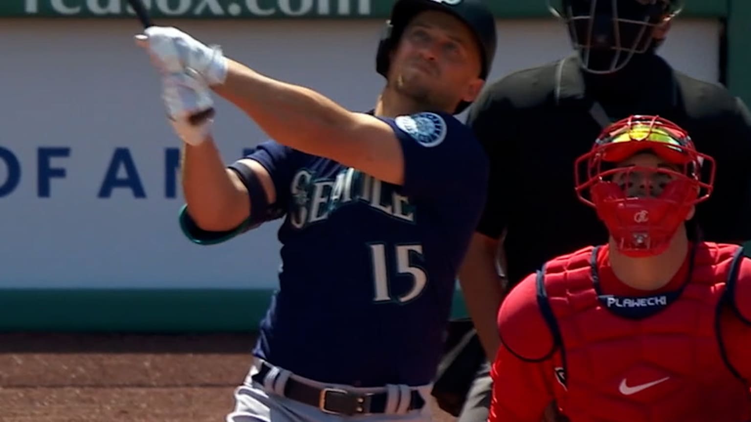Kyle Seager lofts a two-run triple to center field | 04/24/2021 ...