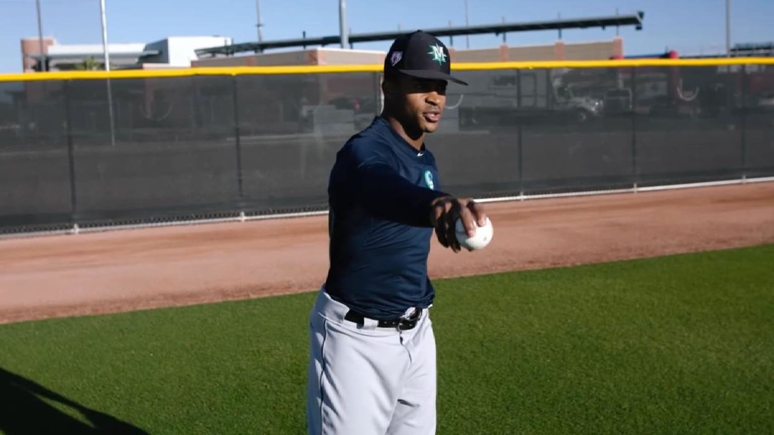 30 Clubs in 30 Days: Smith demos outfield routes | 03/06/2019 | Seattle ...
