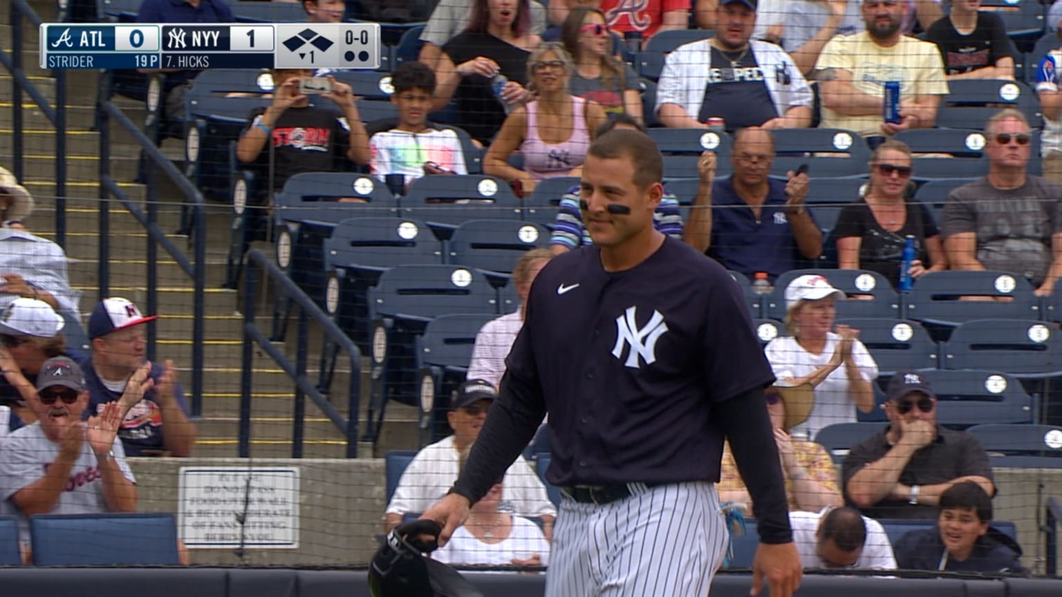 Eddie Rosario doubles up Anthony Rizzo at the plate | 04/02/2022 ...