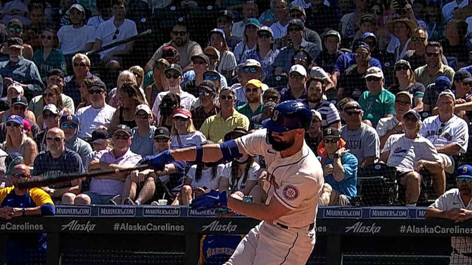 Jesse Winker slugs a grand slam to right field | 08/07/2022 | MLB.com