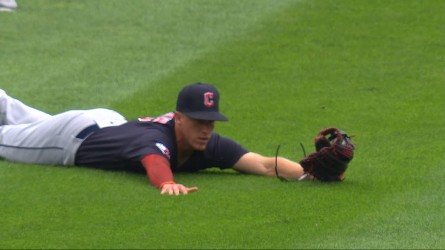 Myles Straw makes a fantastic diving catch in center | 07/24/2022 ...