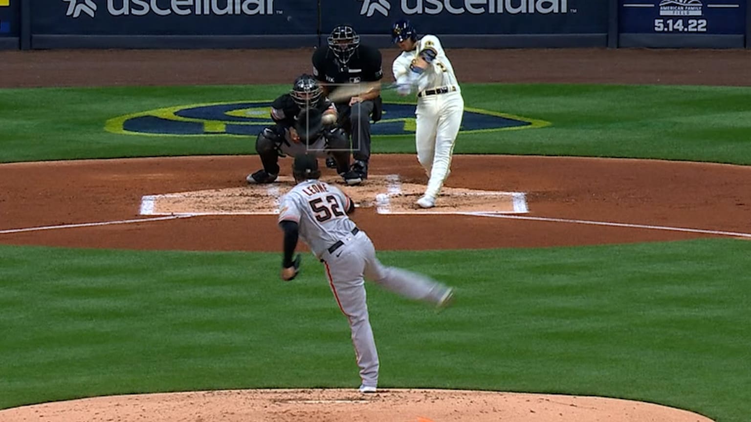 Mike Brosseau's RBI single | 04/25/2022 | MLB.com