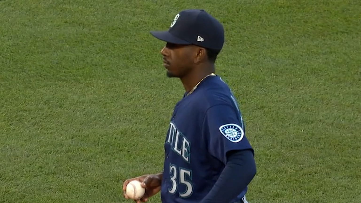 Justin Dunn strikes out five over five frames | 04/22/2021 | Cincinnati ...