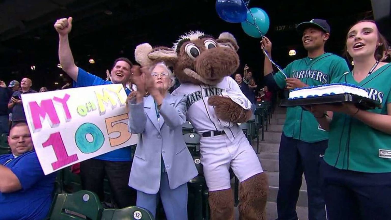DET@SEA: Fan enjoys game to celebrate 105th birthday | 08/09/2016 ...
