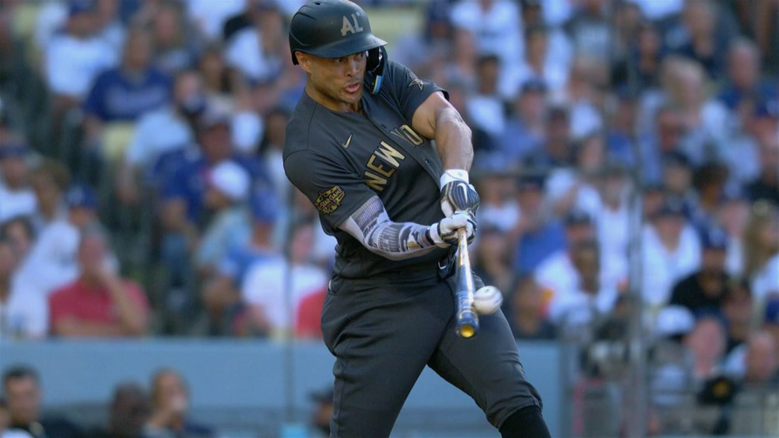 Giancarlo Stanton belts two-run homer to left field | 07/19/2022 | New ...