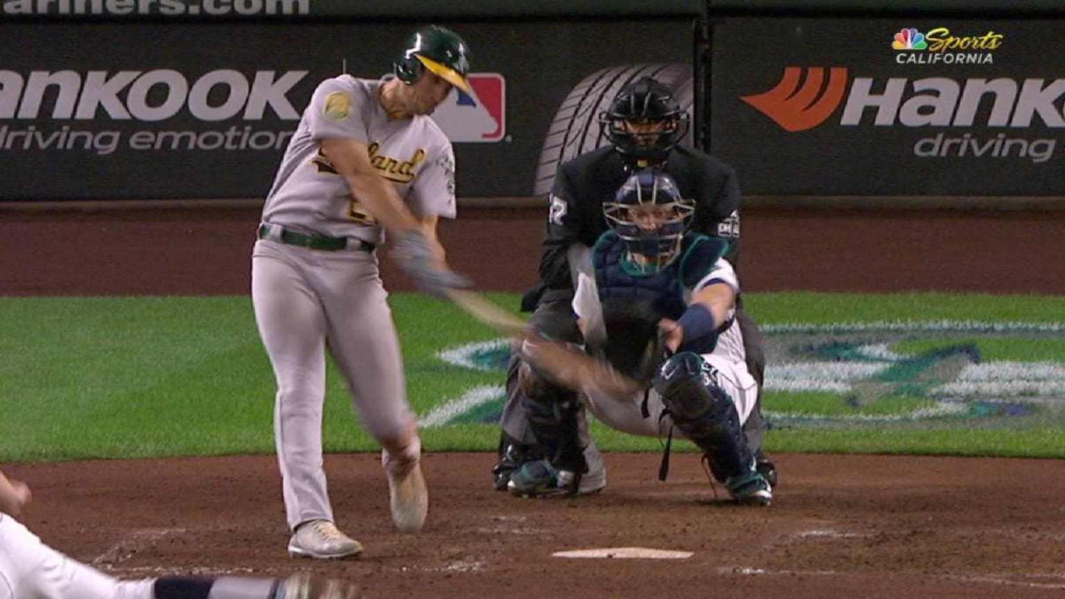 OAK@SEA: Olson plates a run with a ground-rule double | 09/25/2018 ...