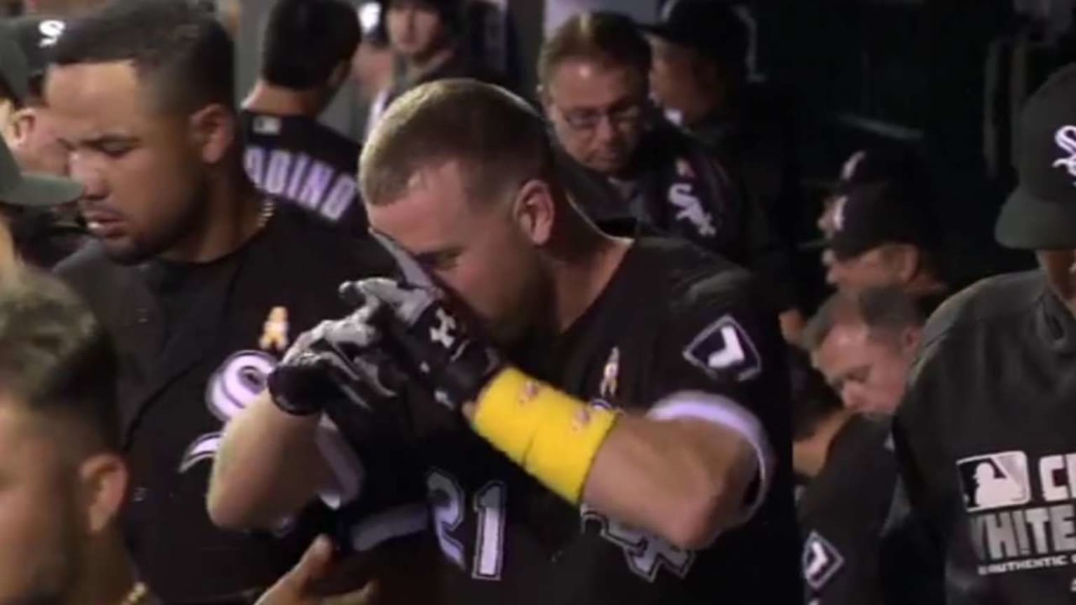 Best of MLB player handshake routines in September | 10/03/2016 | San ...