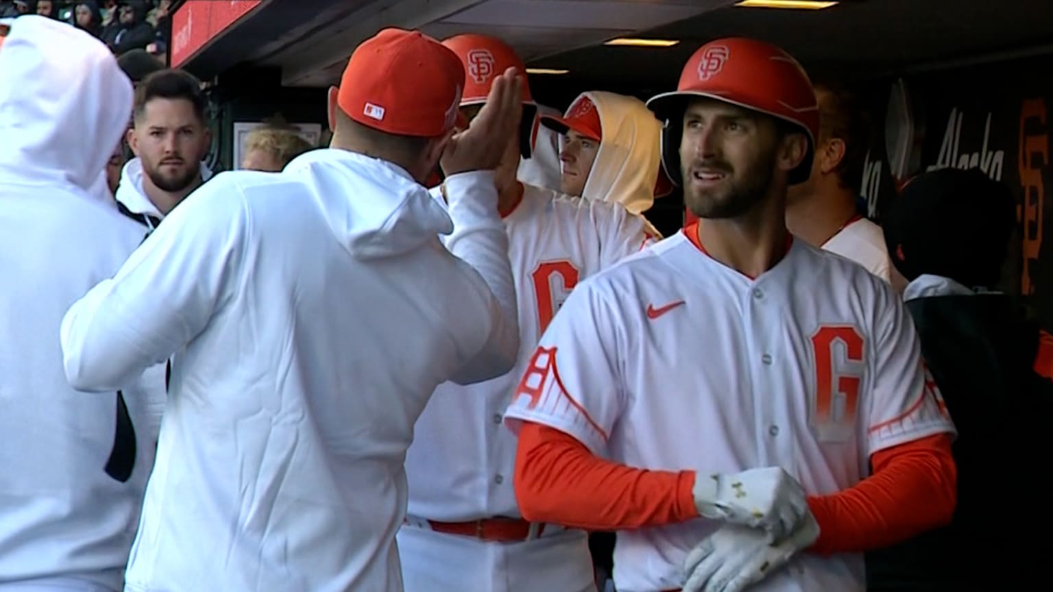 Steven Duggar lifts a sac fly to left field | 04/12/2022 | San ...