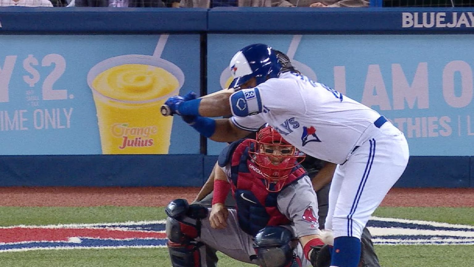 BOS@TOR: Solarte gets hit in the knee by a pitch | 04/26/2018 | Toronto ...