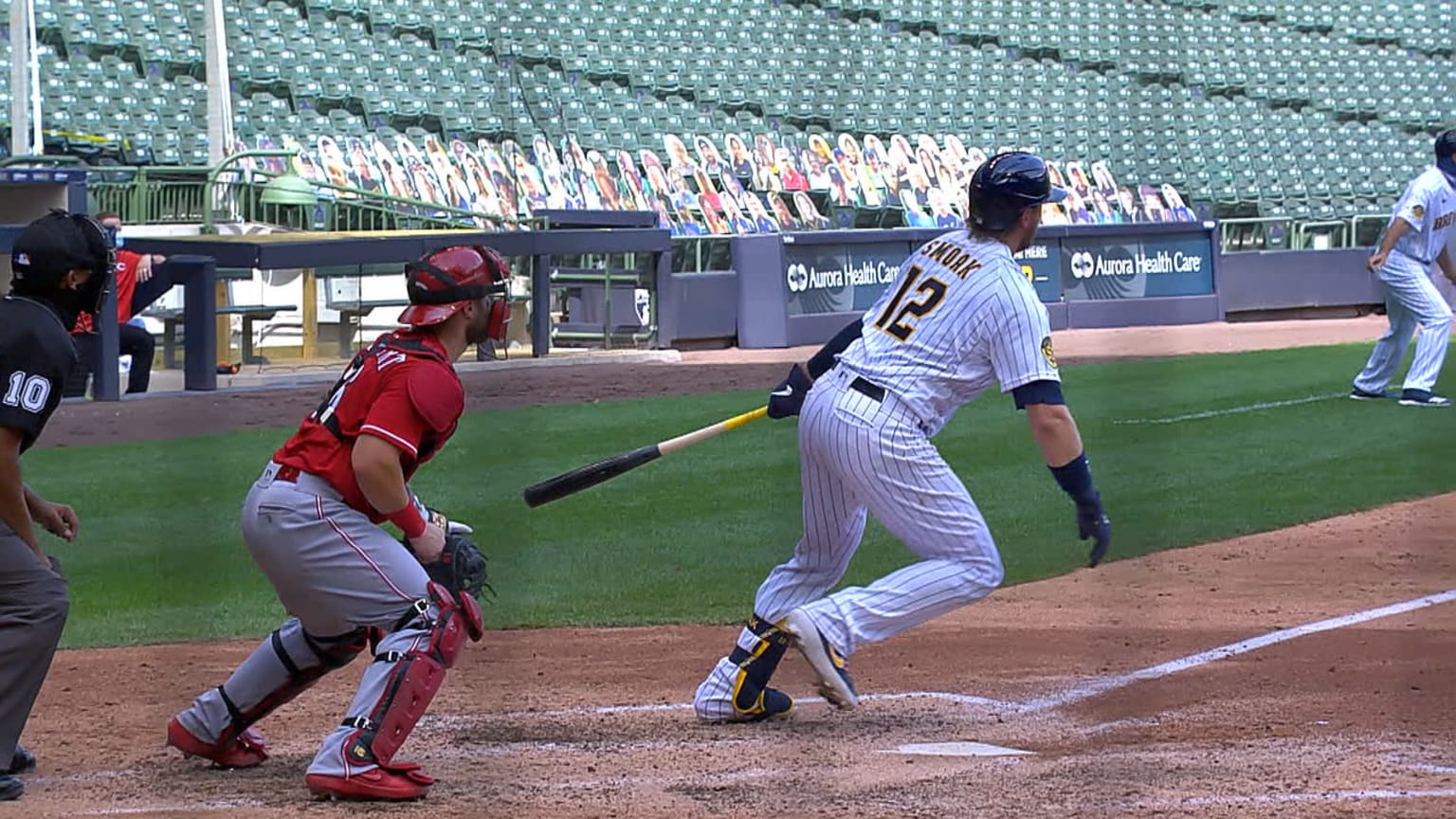 Justin Smoak hits a line drive to drive in two runs | 08/09/2020 ...