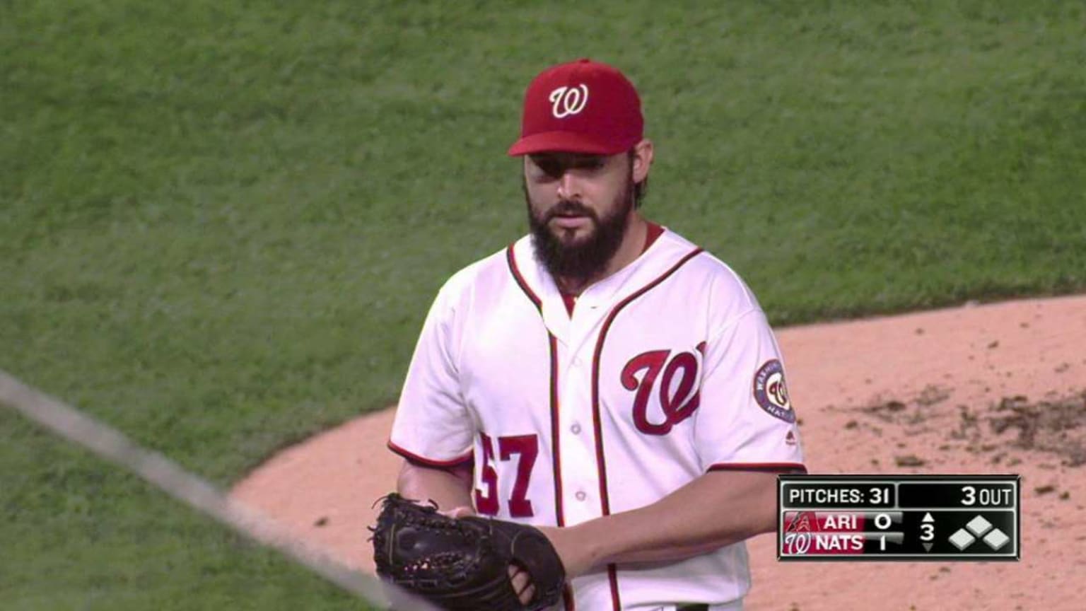 Roark strikes out Bradley | 09/26/2016 | Washington Nationals