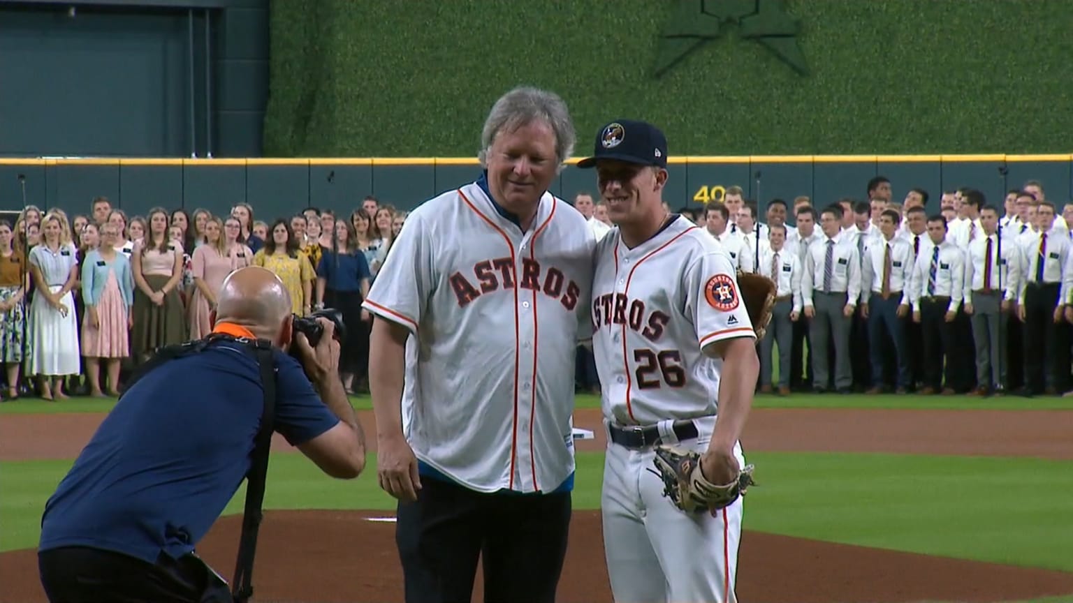 OAK@HOU: Rick Armstrong tosses ceremonial 1st pitch | 07/22/2019 | St ...
