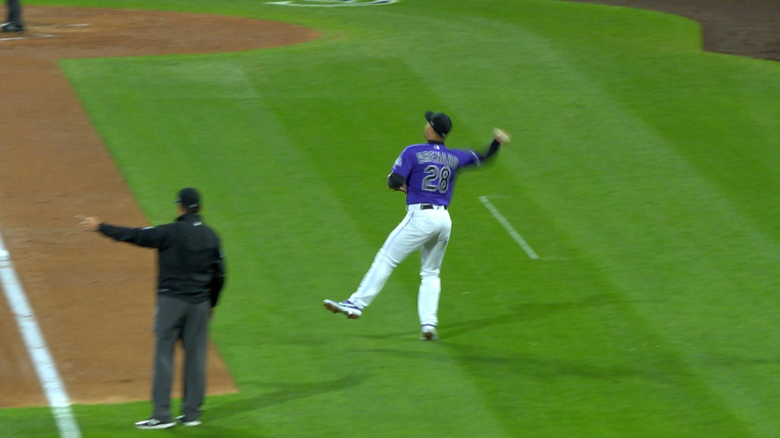 PHI@COL: Arenado makes outstanding throw for the out | 04/18/2019 ...