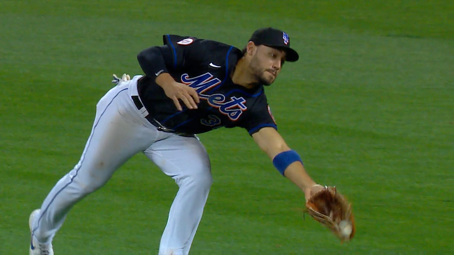Conforto robs Judge with tumbling shoestring catch | 09/10/2021 | MLB.com