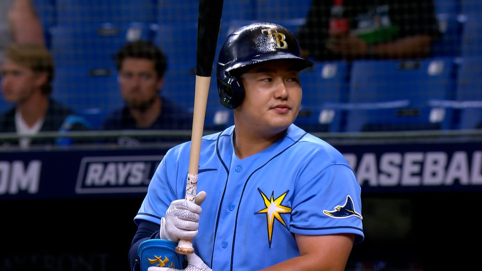 Korean reel: Ji-Man Choi | 04/13/2022 | MLB.com