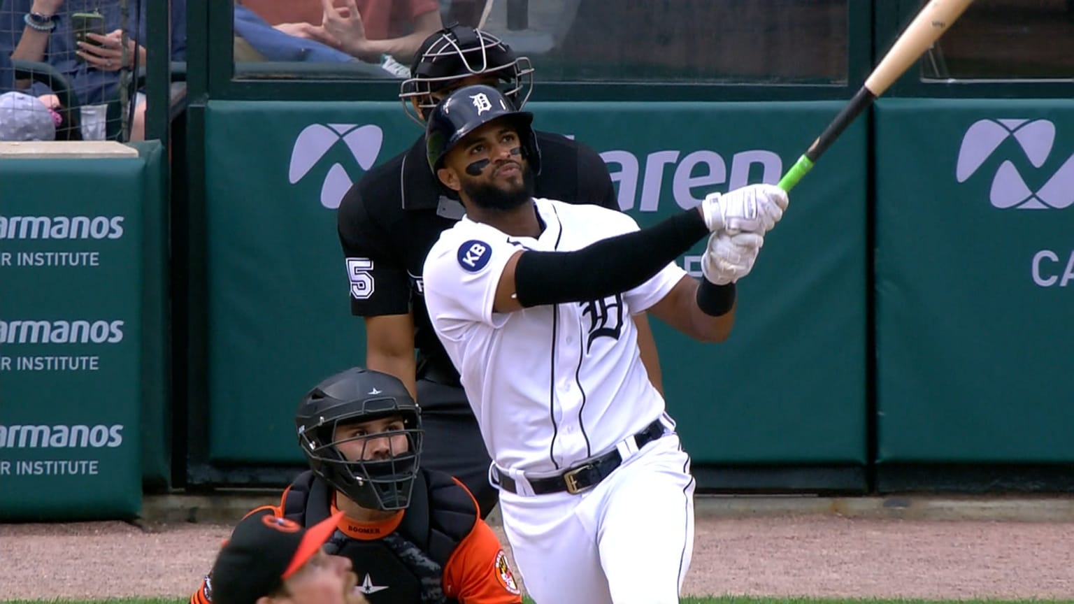 Willi Castro hits a solo homer to left field | 05/14/2022 | Detroit Tigers