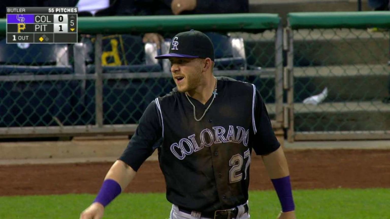 COL@PIT: Story saves a run with a great diving play | 05/20/2016 | MLB.com