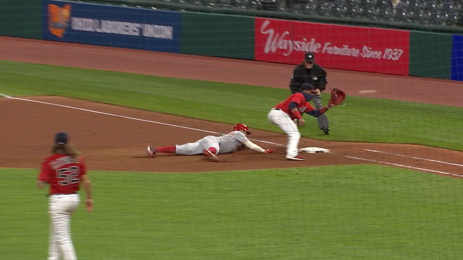 Reds challenge pickoff at first, call stands | 08/05/2020 | Cleveland ...