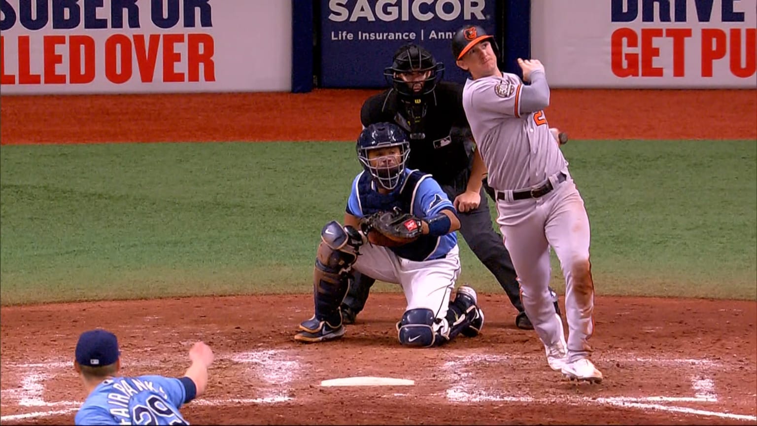Austin Hays rips a solo homer to lighten the deficit | 07/17/2022 ...