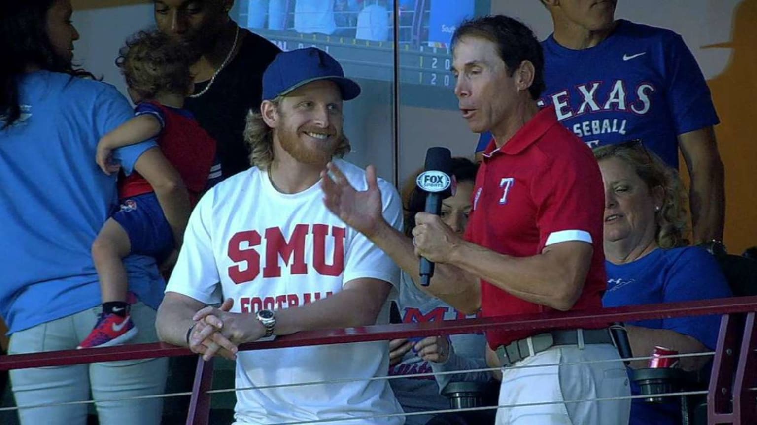 BAL@TEX: Cowboys' Beasley throws the first pitch | 04/14/2016 | Houston ...