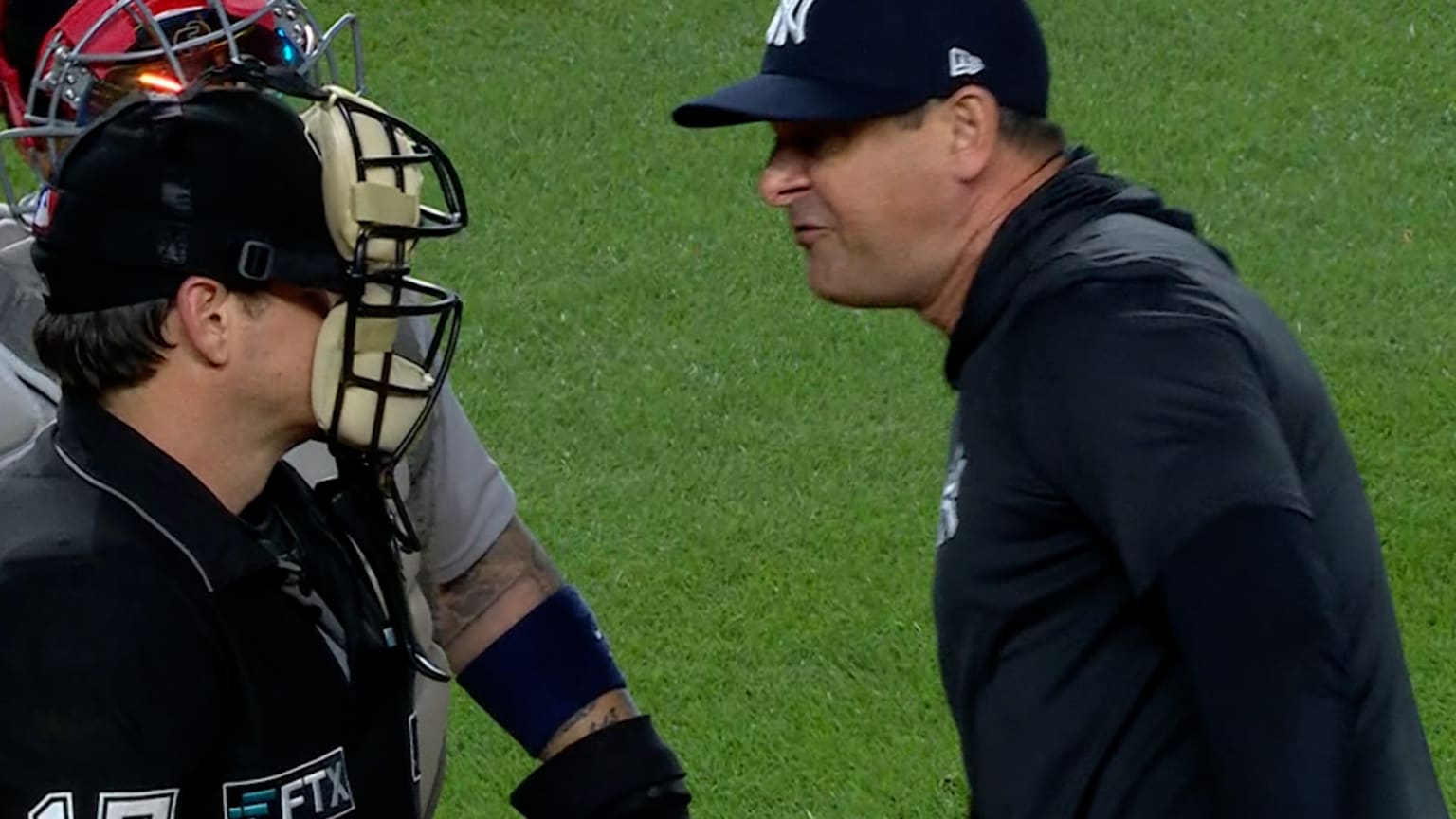 Manager Aaron Boone gets ejected in the 9th inning | 07/15/2022 | New ...