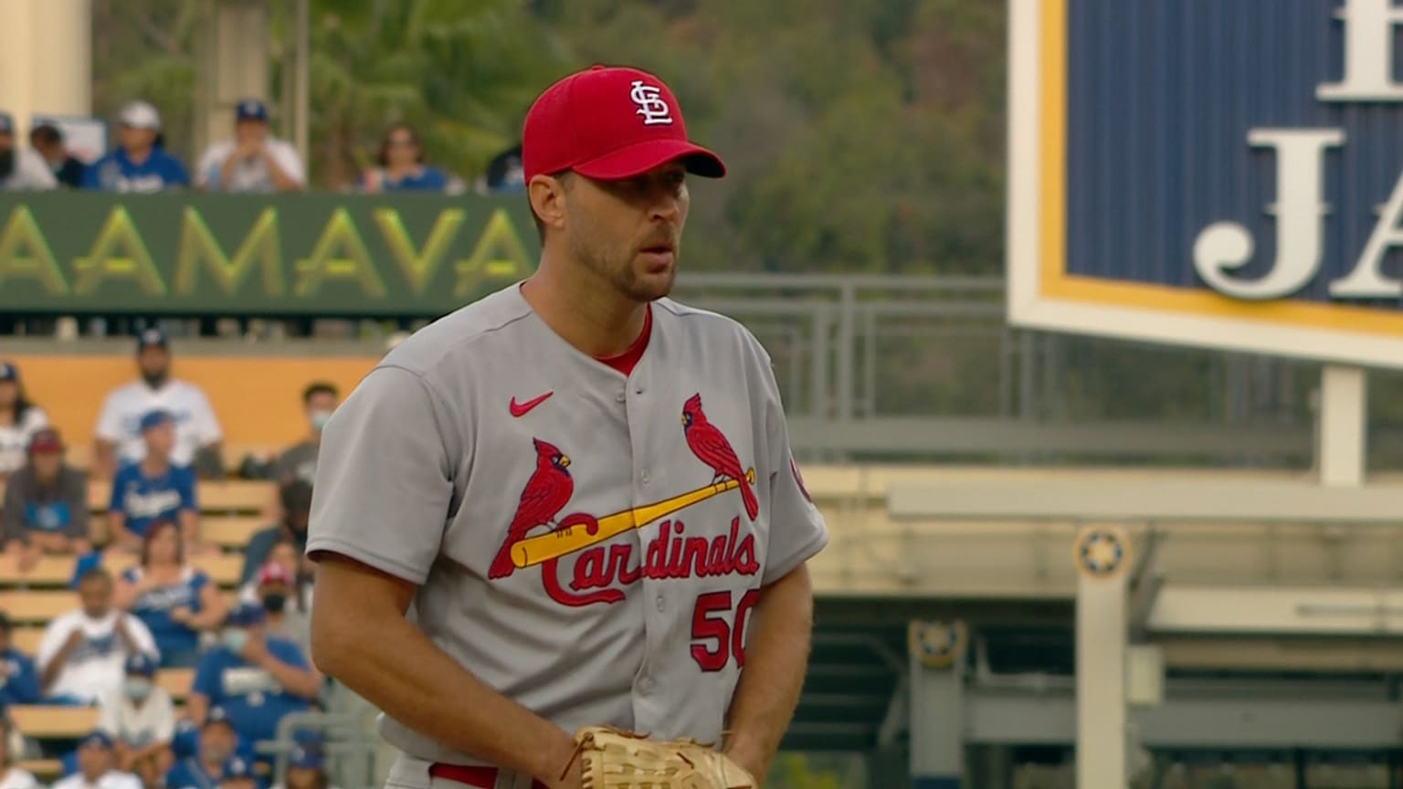 Adam Wainwright fans five batters, surrenders one run | 10/06/2021 ...