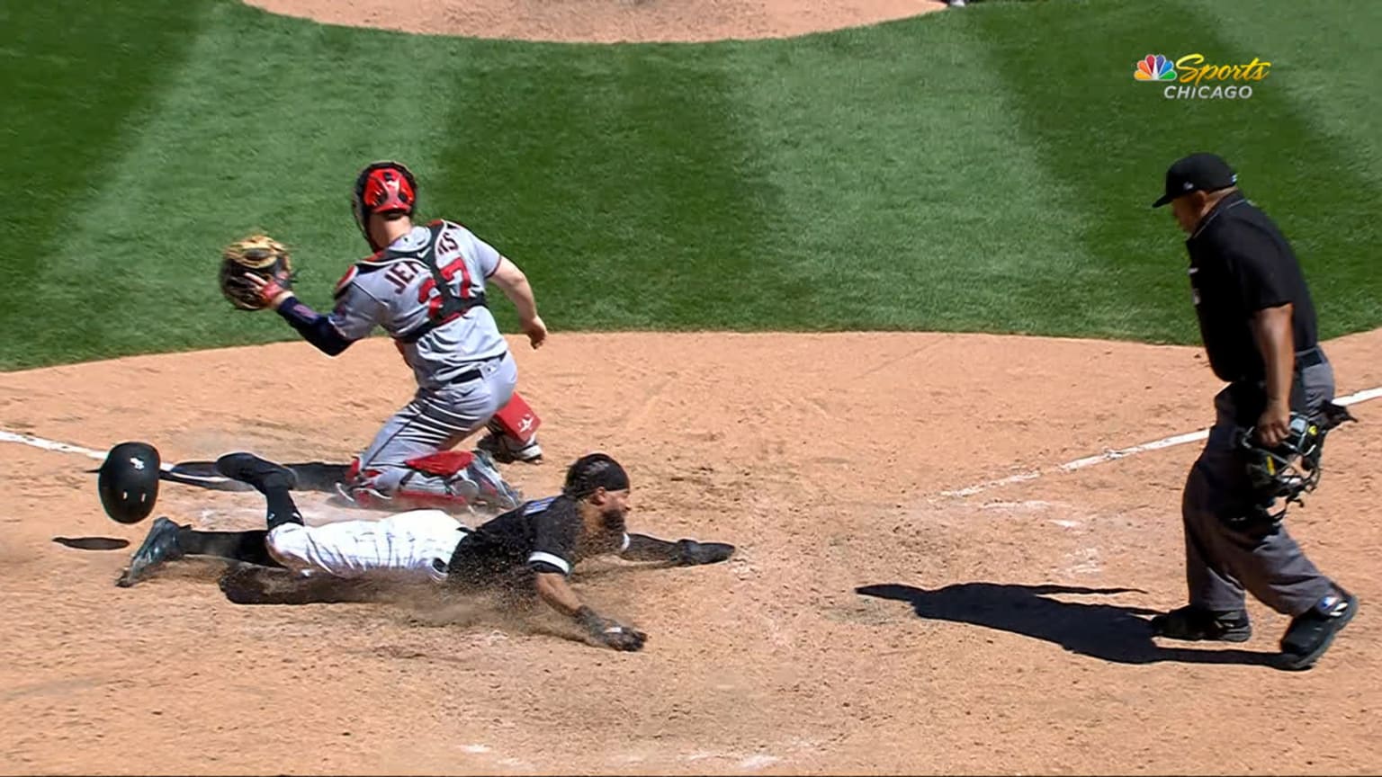 José Abreu drives in Billy Hamilton | 07/01/2021 | Chicago White Sox
