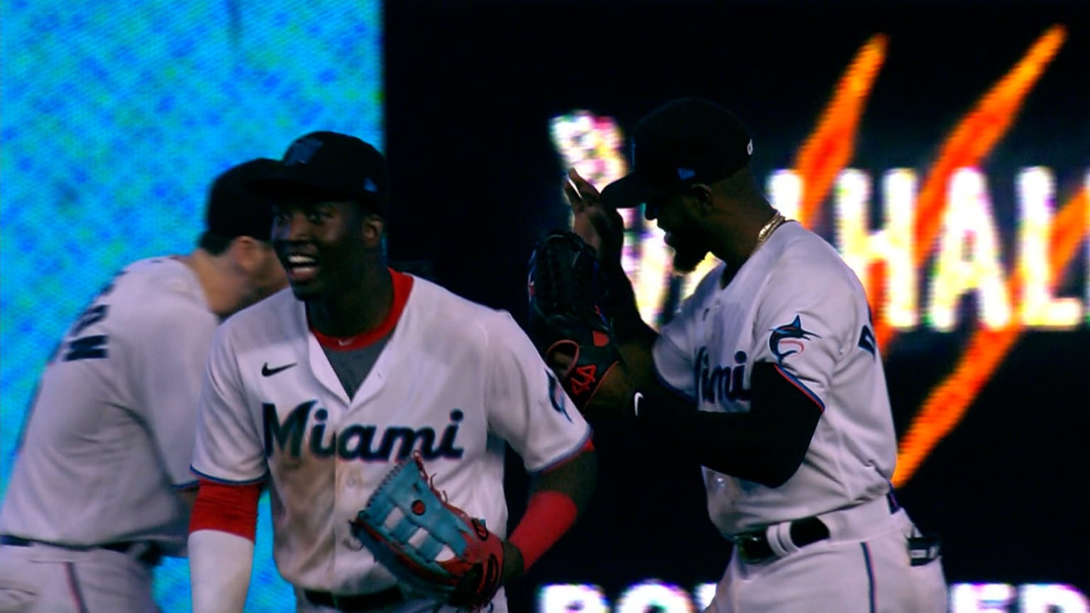 Louis Head seals 11-3 win vs the Phillies | 04/17/2022 | Miami Marlins