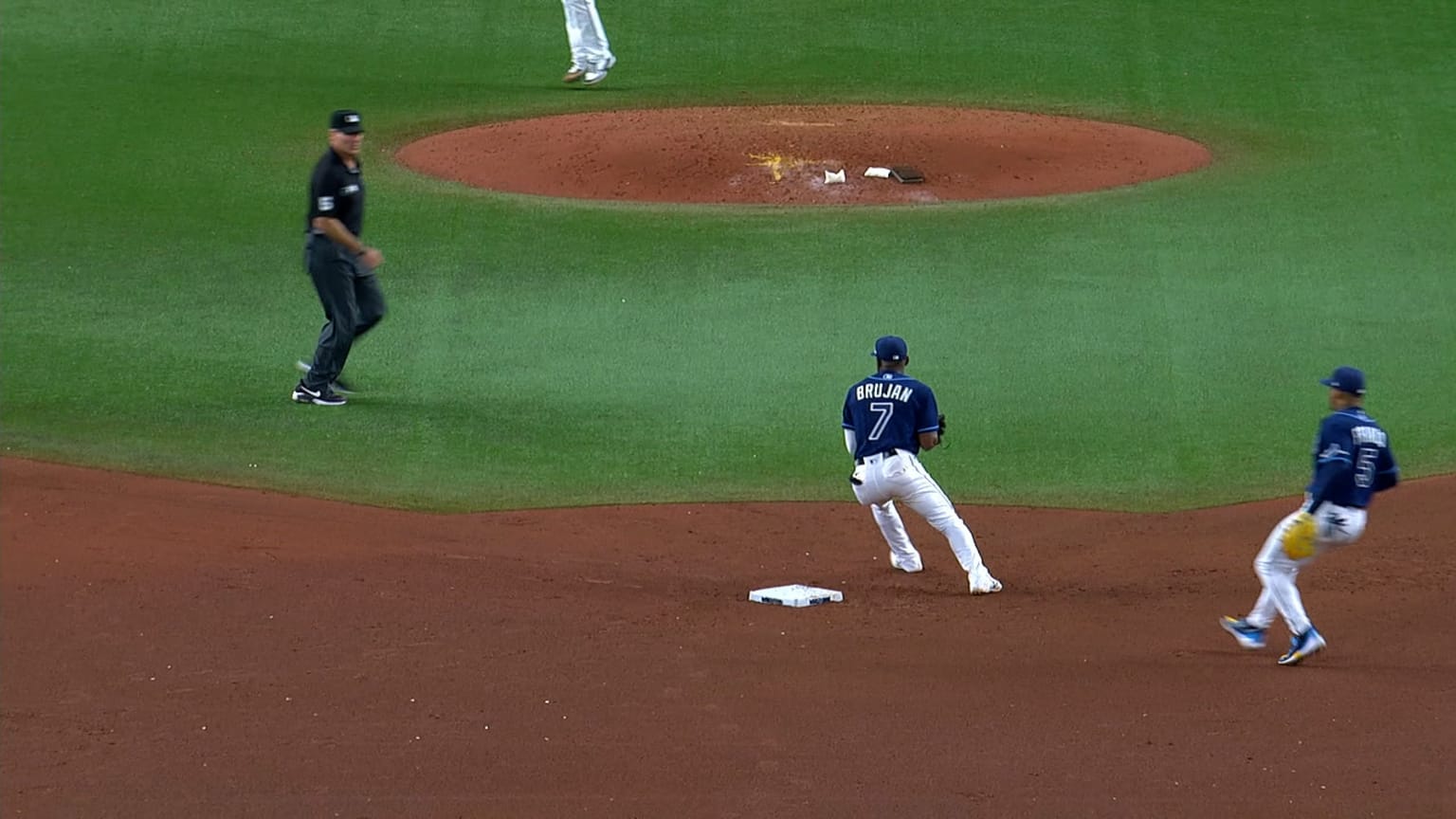 Ralph Garza Jr. sale de un aprieto | 17/05/2022 | Los Rays de Tampa Bay