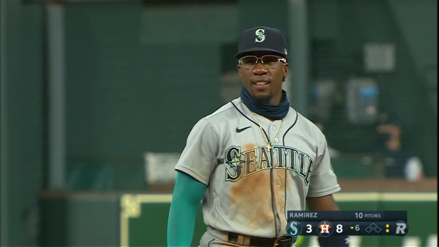 Shed Long Jr. makes a nice leaping catch in the 6th | 07/27/2020 ...