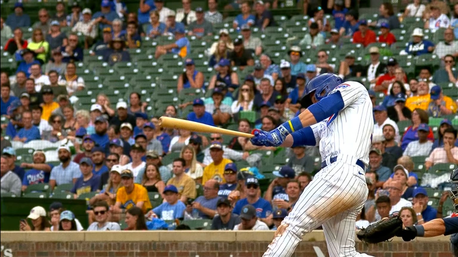 Patrick Wisdom hits a RBI double into right center | 08/20/2022 ...