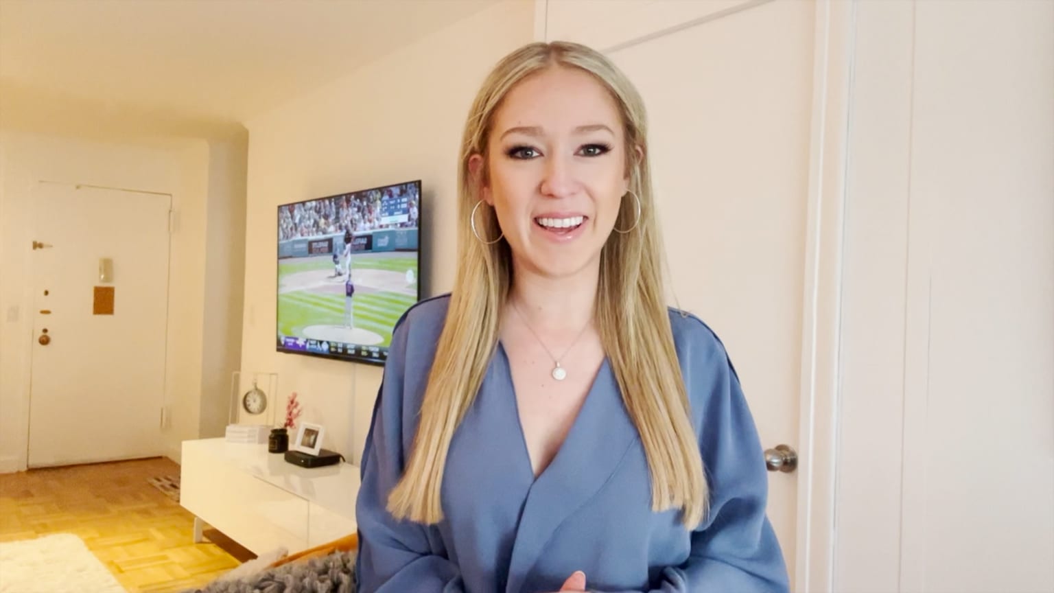 Prop Queen Ariel Epstein gives her pick of the day | 04/18/2022 | MLB.com