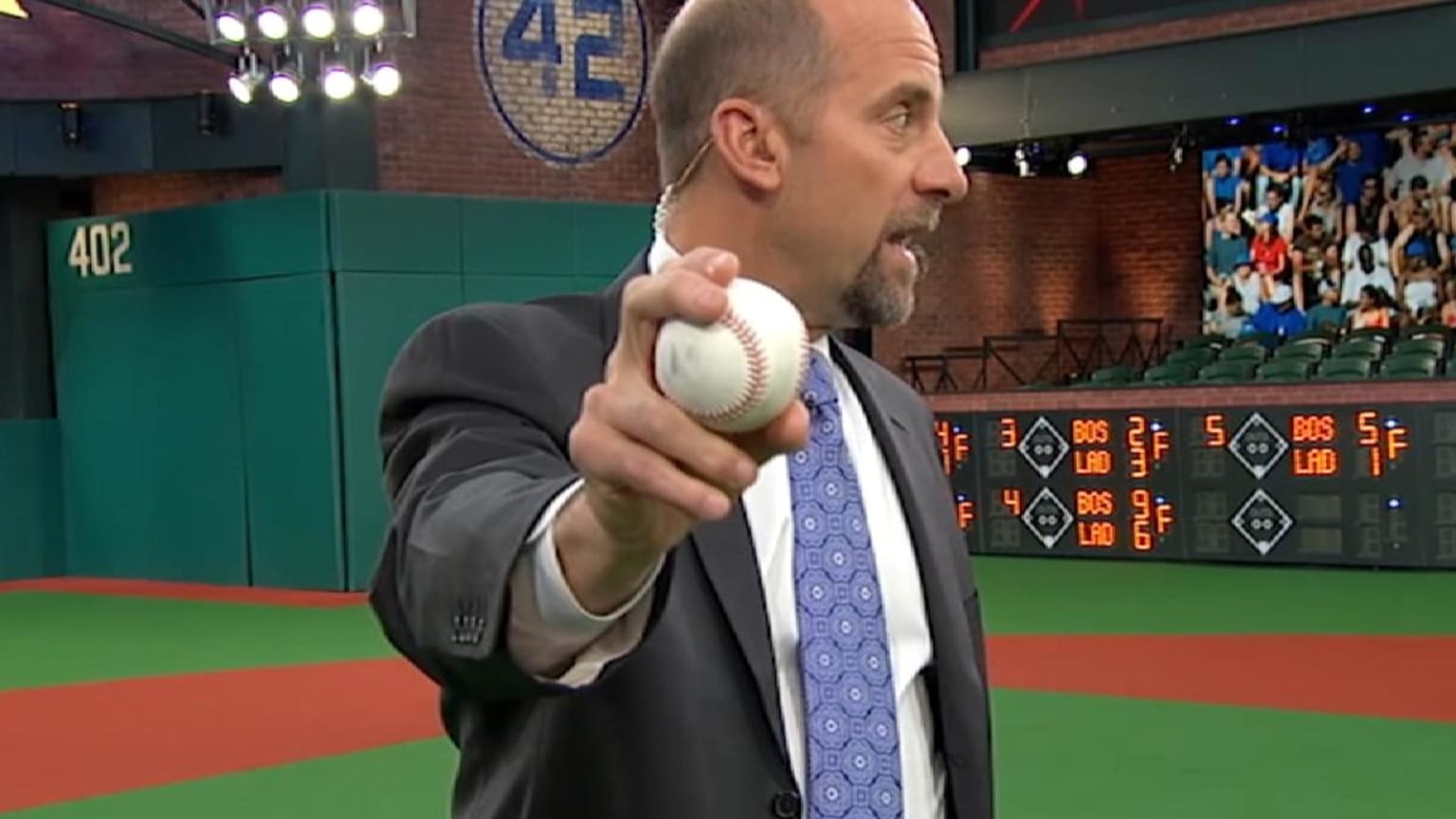 Smoltz, Plesac demo techniques for throwing sliders | 11/17/2018 | MLB.com