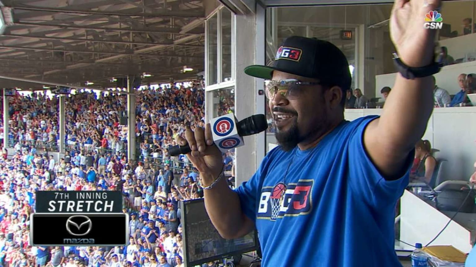 STL@CHC: Ice Cube leads 7th-inning stretch at Wrigley | 07/22/2017 ...