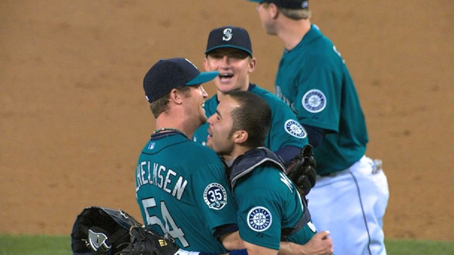 LAD@SEA: Six Mariners pitchers combine on no-hitter | 06/08/2012 ...