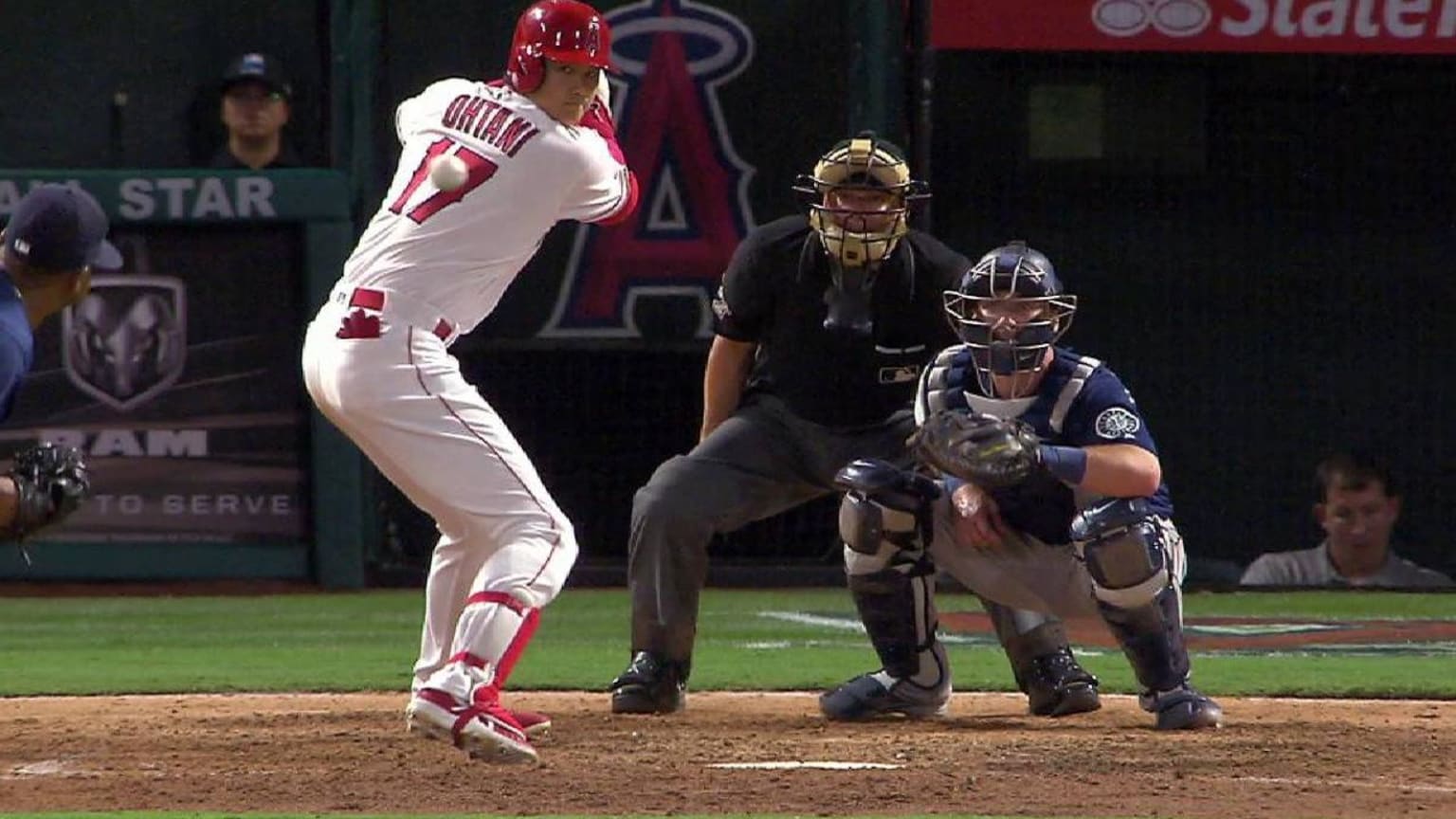 SEA@LAA: Ohtani knocks an RBI single into left field | 07/10/2018 | Los Angeles Angels