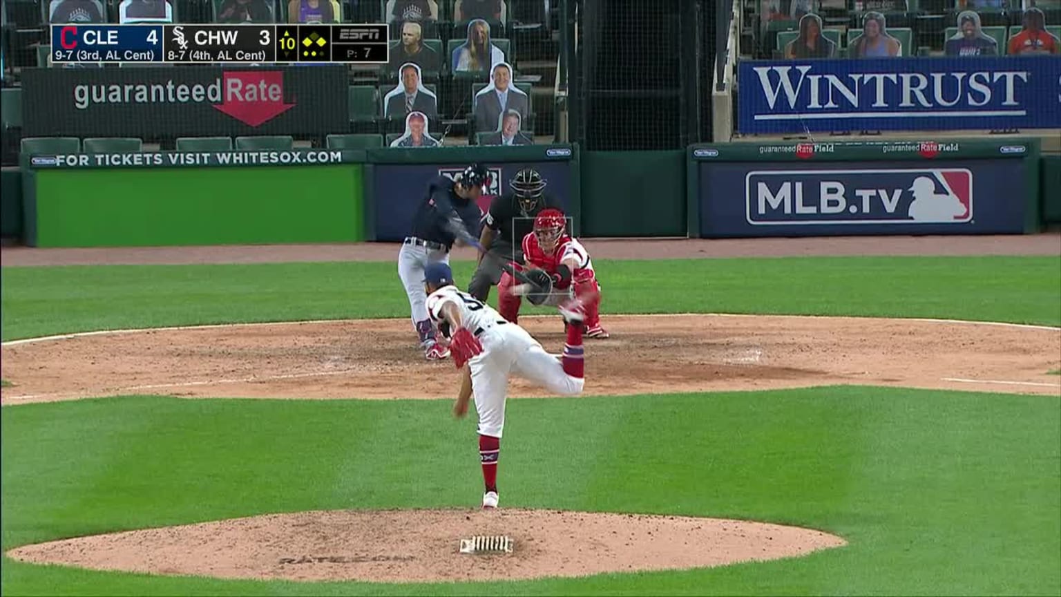 Freeman's RBI single adds another run in extra inning | 08/09/2020 ...