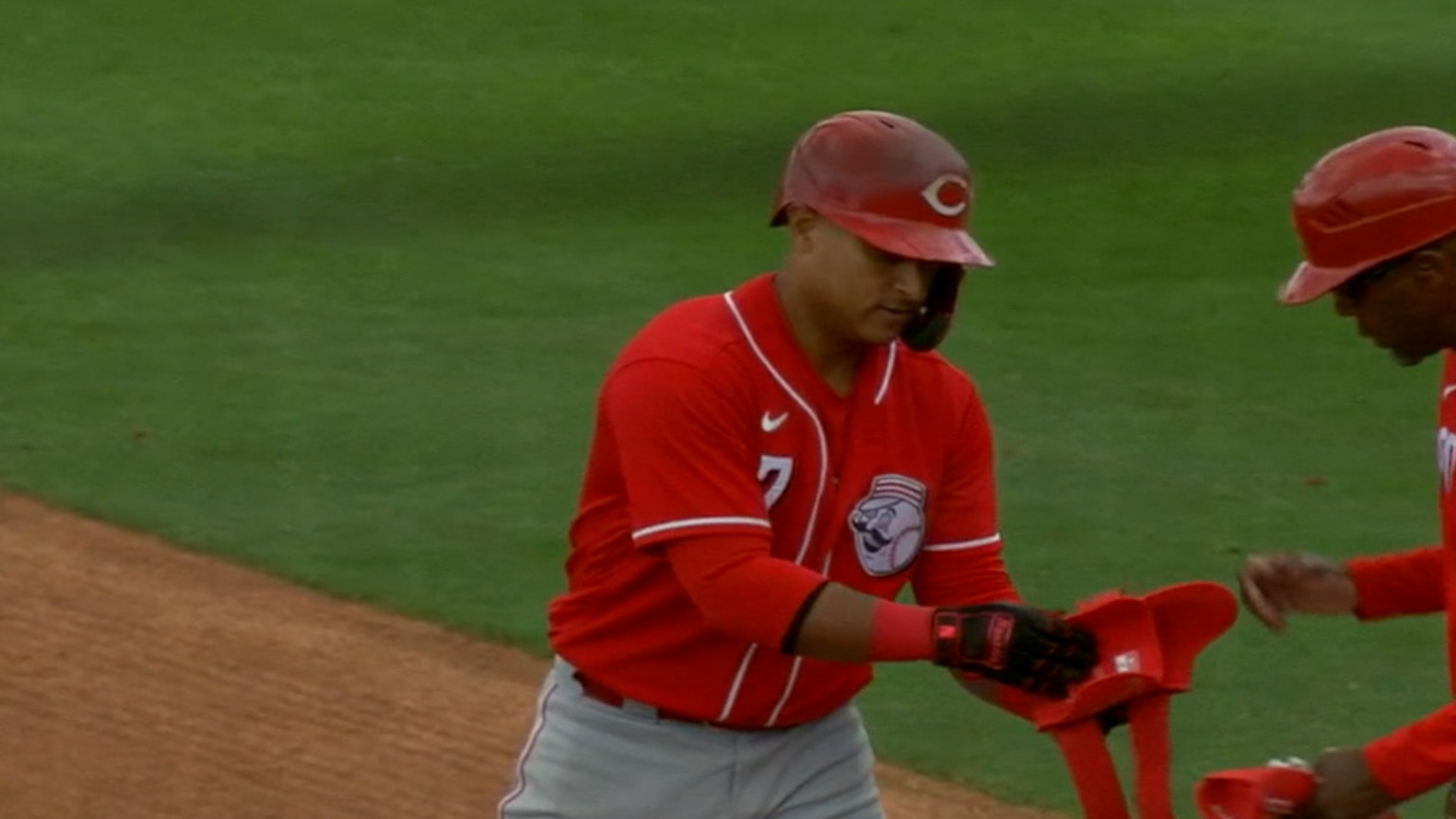 Donovan Solano's RBI single | 03/29/2022 | Cincinnati Reds
