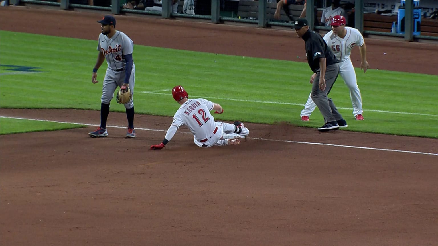 Tyler Naquin rips a two-run triple to right field | 09/04/2021 ...