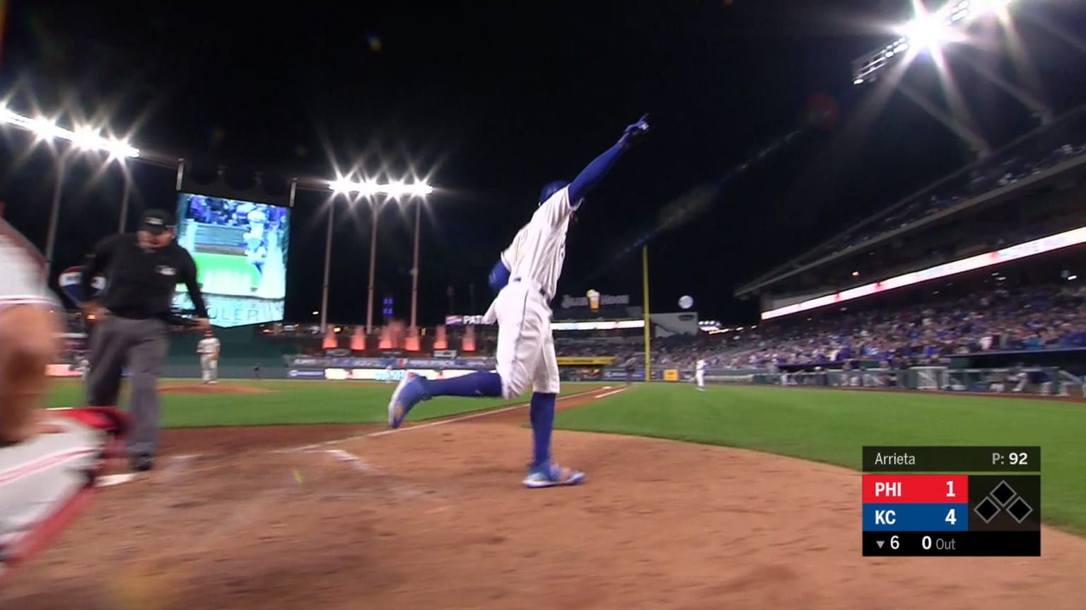 PHI@KC: Soler pega descomunal jonrón solitario | 05/10/2019 | New York ...