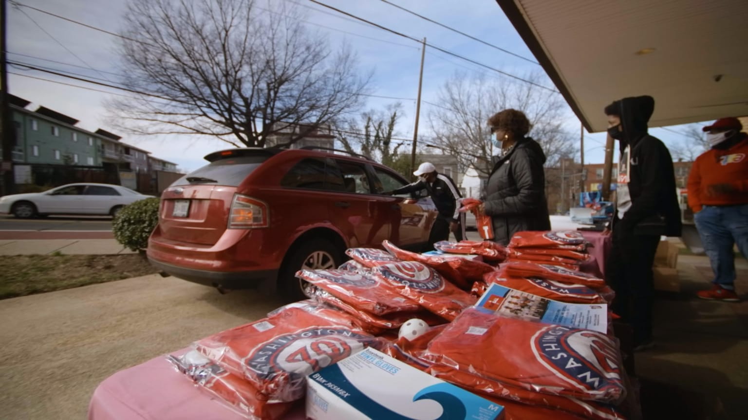 Nationals, MLB host drive-thru Play Ball event | 03/14/2021 ...