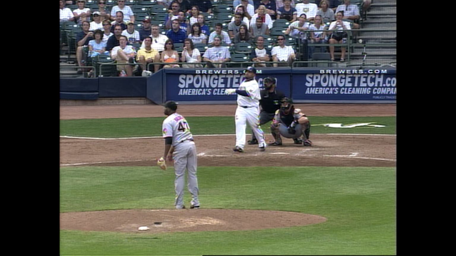 Prince Fielder hits walk-off homer, knocks over Crew | 09/06/2009 | MLB.com