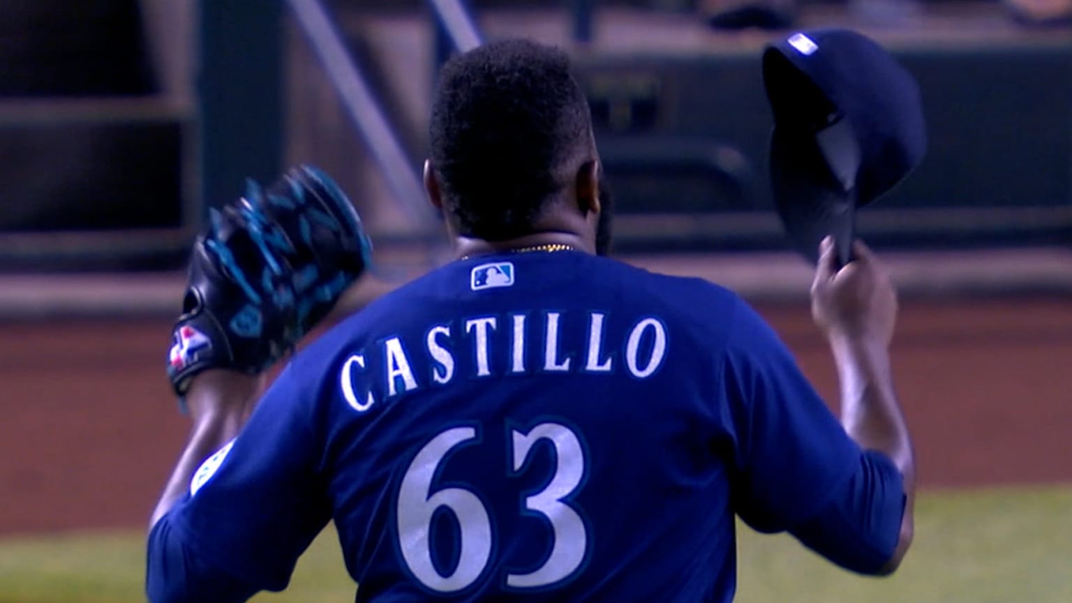 Castillo gets a double play to end the game | 09/04/2021 | Los Angeles ...